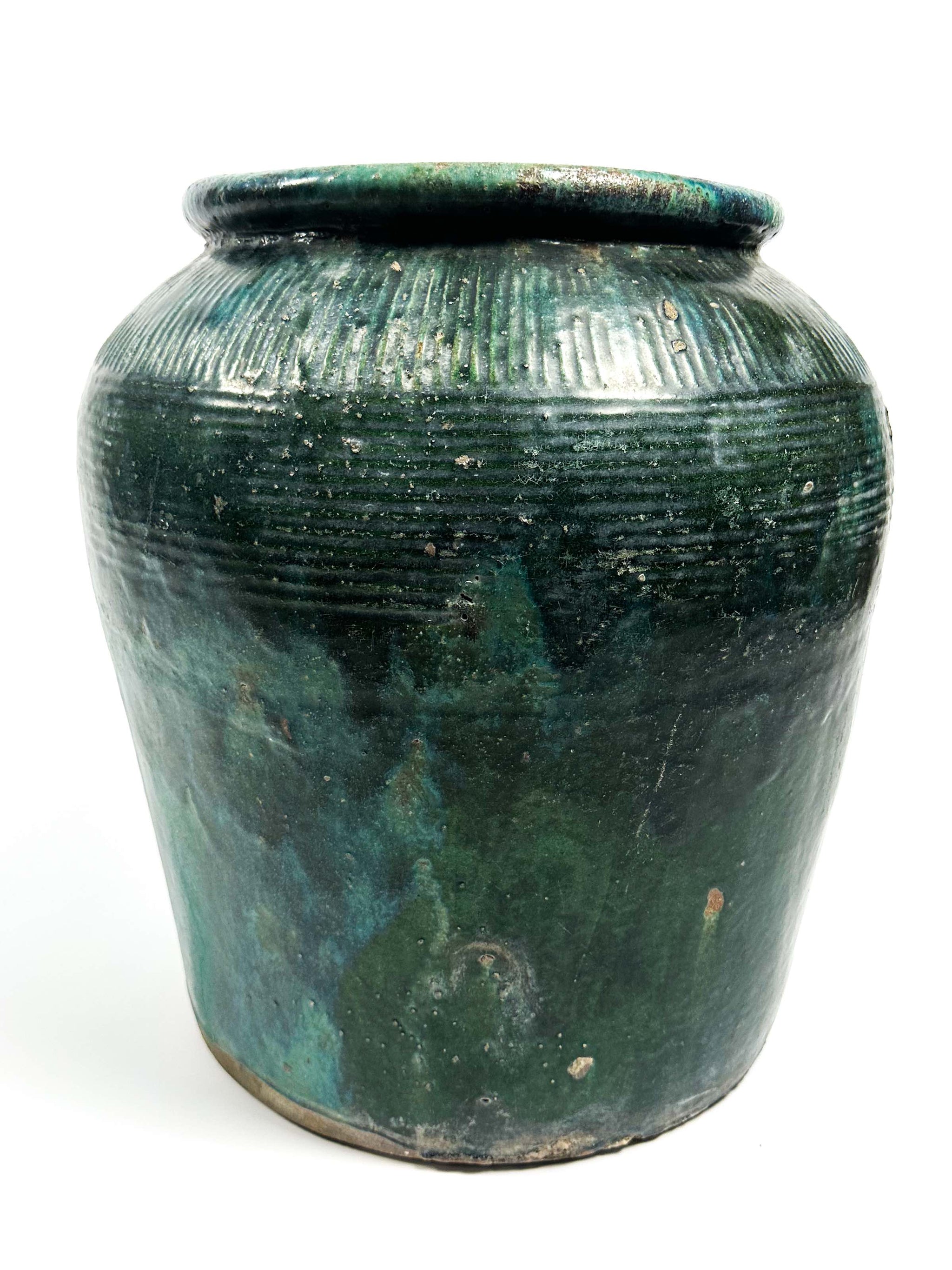 The antique Borneo water jar green #1